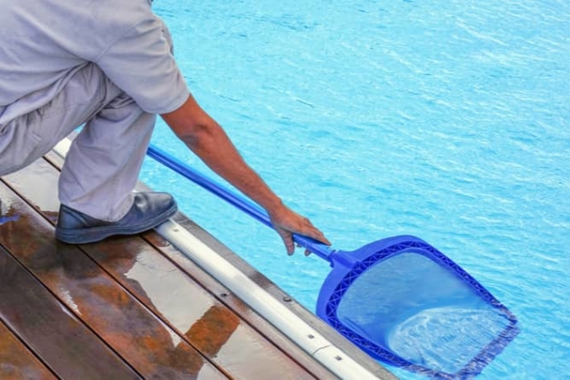 Easy Tips To Keep The Swimming Pool Clean - Flurish