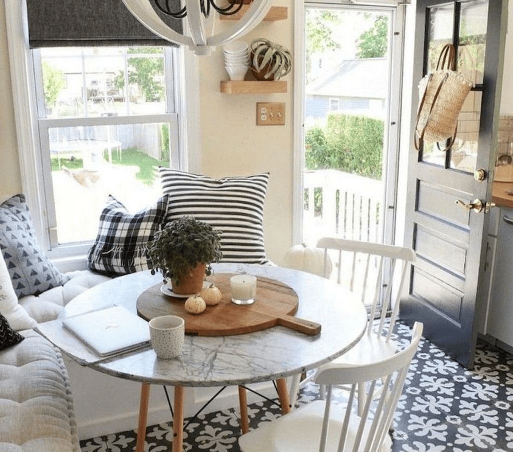 Tips on Designing Your Room On a Budget