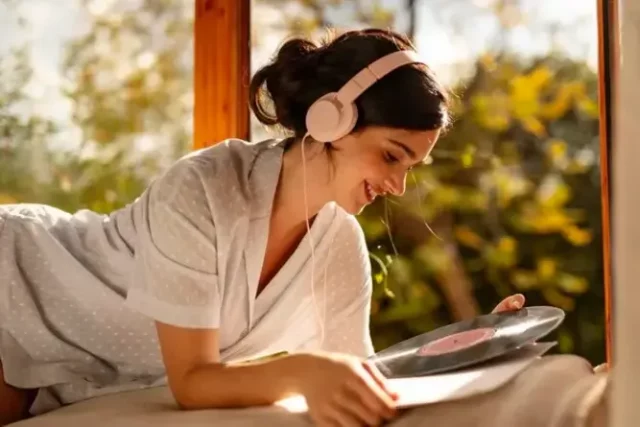 Music and Mood: The Influence of Sound on Mental Wellness